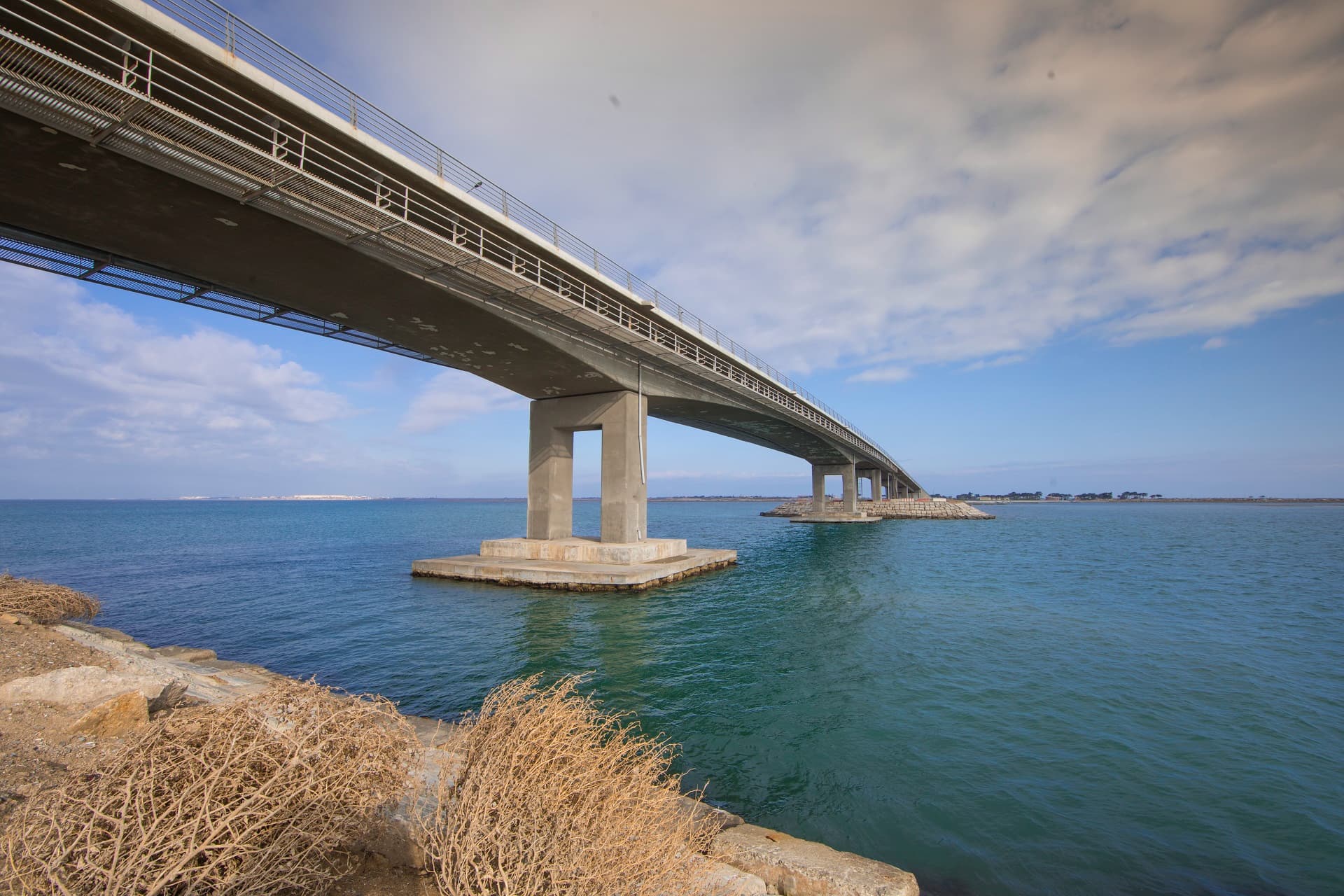 Hydrotrans Engineering → Engineering of the road bridge on Pirallahi Island